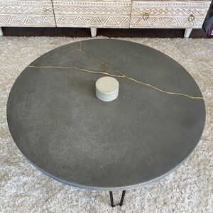 Concrete Kintsugi Coffee Table Round With Wood and Gold Legs - Etsy