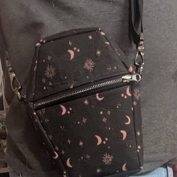 In Memoriam Coffin Crossbody Bag Digital Sewing Pattern and Tutorial ...