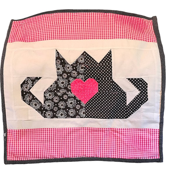 Purring Heart Mini Quilt Pattern, Cat Quilt - Etsy
