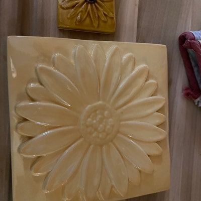 IN STOCK in 5 Glazes Sets of Seven Birds on a Vine Accent Tiles, Relief ...
