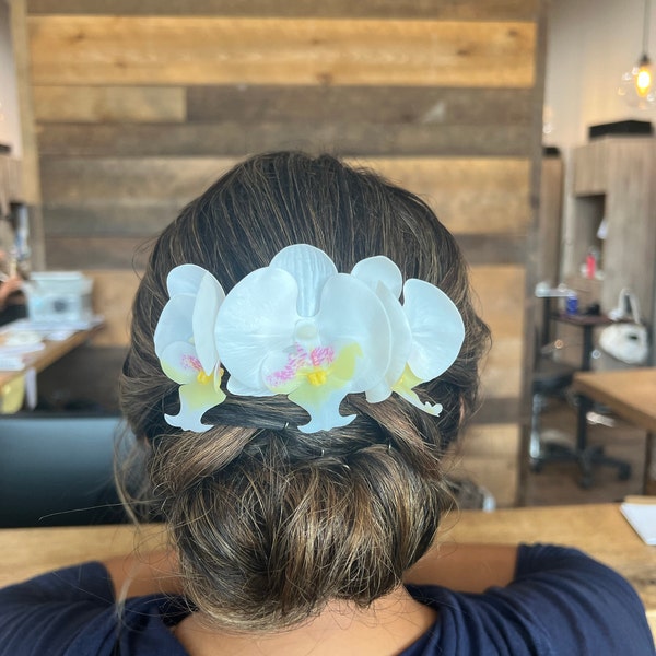 Handmade Elegant Orchids Floral Bridal Medium Version Hair Comb- (faux ...