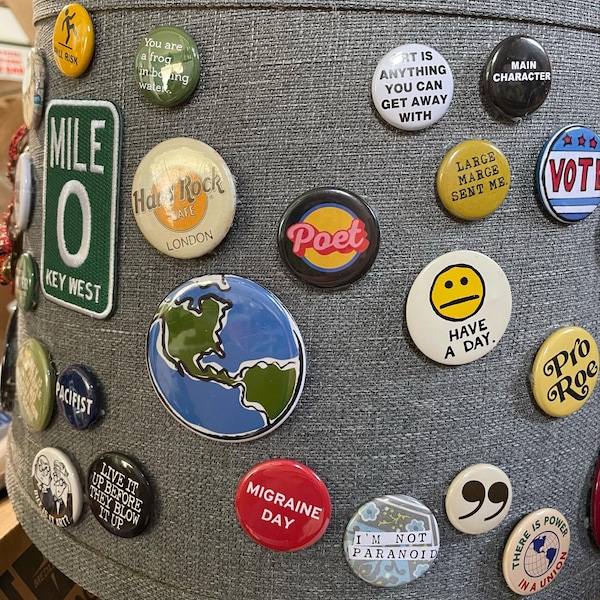BAD MOOD Button Grumpy Button Badge - Etsy