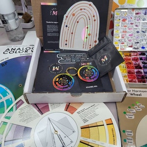 Color Wheel Enamel Pin© Black/gold ORIGINAL, Moving Jewelry Accessory ...