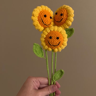Crochet Flower Bouquet, Smiley Sun Bunch, Crochet Floral Arrangements ...