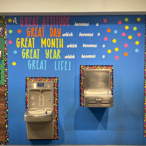 GREAT ATTITUDE School Door Decoration Kit Classroom Door Decoration ...