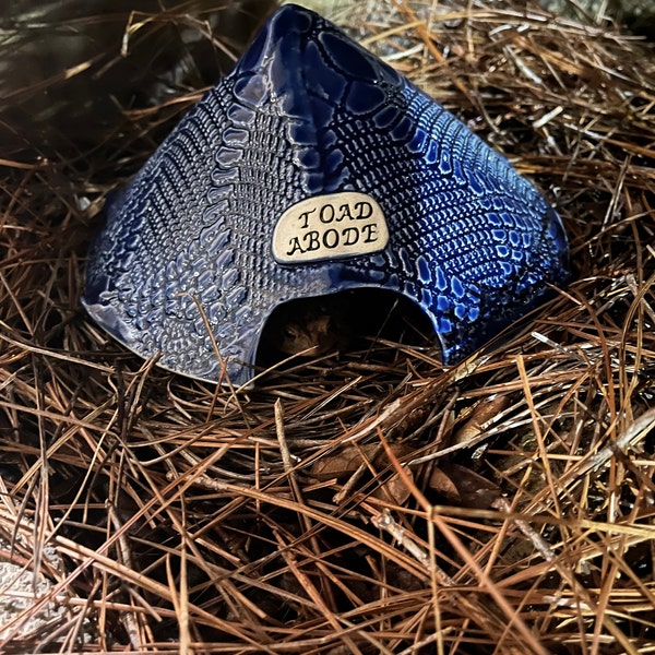 Handmade/toad Hotel/toad Inn/ Toad Home/toad Abode/toad Hut/ceramic ...
