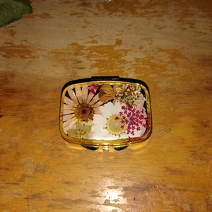 Pressed Flowers Pill Case Birth Control Pill Box Cute Pill Organize ...
