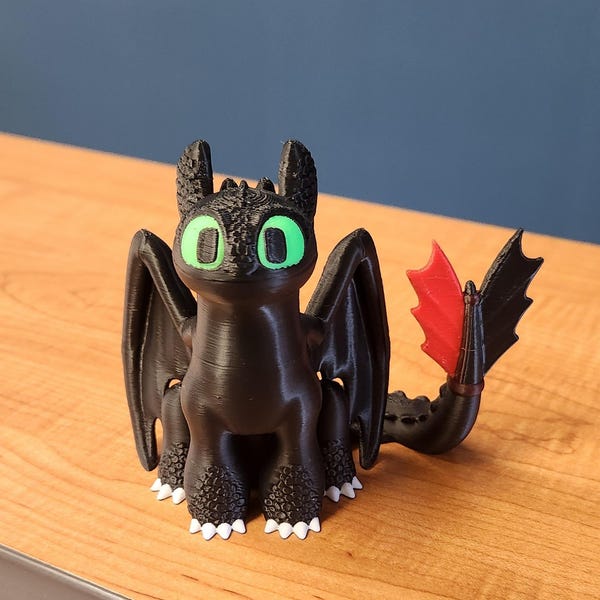 3D Printed Toothless Stationary: Adorable How to Train Your Dragon ...