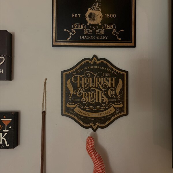 Sleepy Hollow Inn Hotel Sign Headless Horseman 13 H X 8.5 W X .25 1/4 D ...