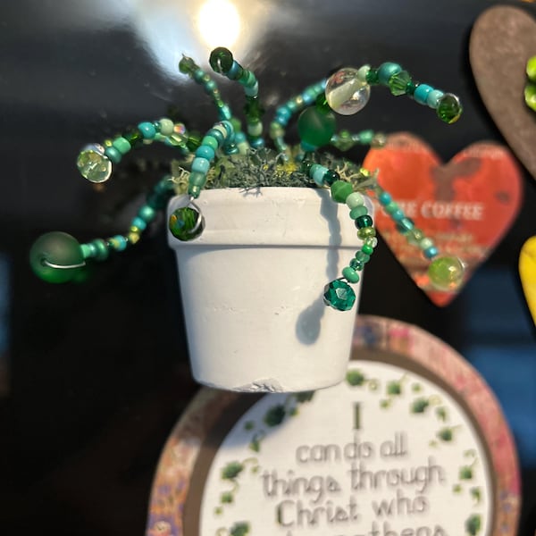 Beaded Succulent Magnet: Fridge Plant Decor - Etsy