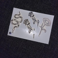 Fine Line Tulip Temporary Tattoo set of 2 / Minimalistic Tattoo / Small ...