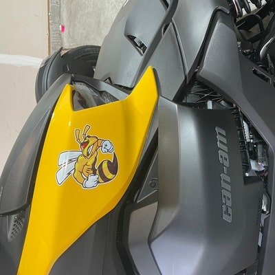 Angry Bees Pairs Decal - Etsy