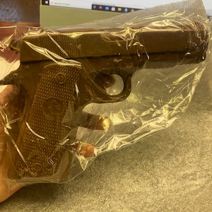 CHOCOLATE GUN Full Size Hand-crafted Solid Milk Chocolate Handgun With ...