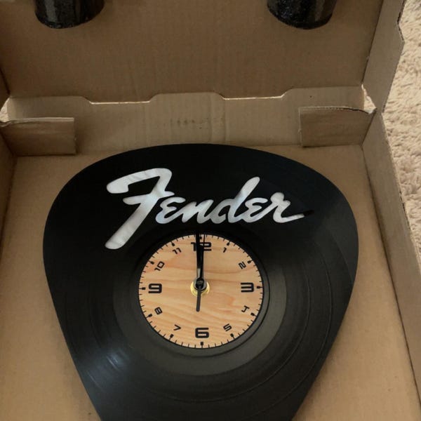 GUITAR PICK Fender Strat Vinyl Record Clock - Etsy