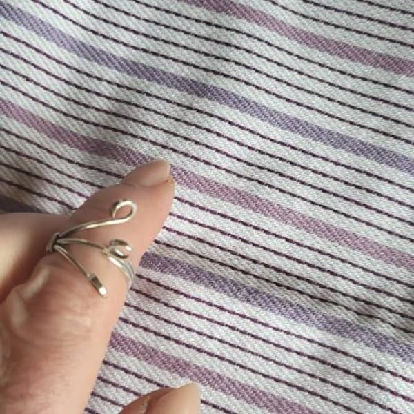 Three Colour Yarn Guide Knitting Ring - Stranded Knitting 3 Hook Ring ...