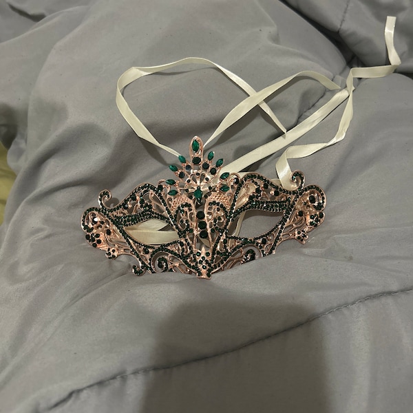 Masquerade Mask Luxury Green Crystal, Rhinestone Eye Mask, Elegant ...