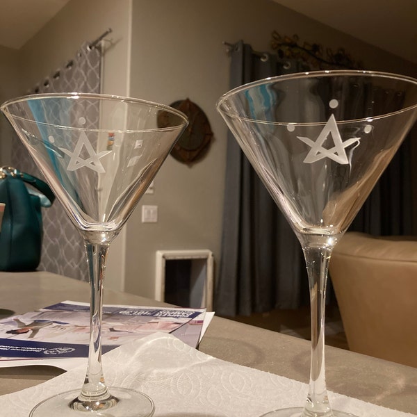 Engraved Martini Glass Set, Personalized 10oz Crystal Martini Glass ...