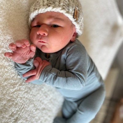 Hand Knitted Newborn Baby Beanie Neutral Baby Beanie Baby Beanie With ...