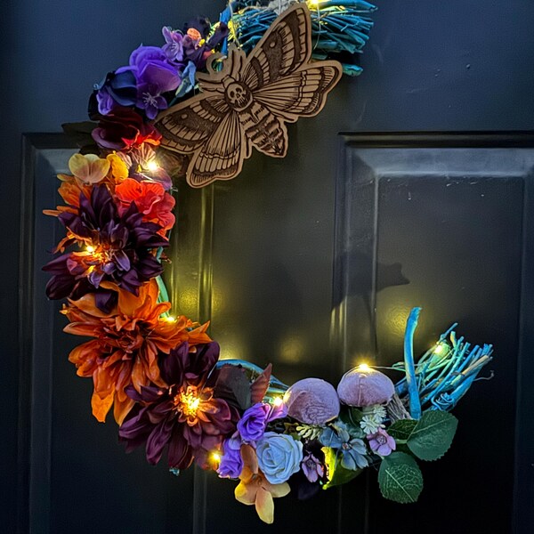 Lacey Bat Coffin Shelf, Goth Decor , Moody Decor. Goth Mom Gift ...