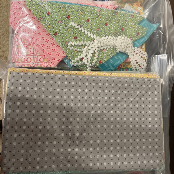 Tula Tote Paper Pattern - Sallie Tomato - Etsy