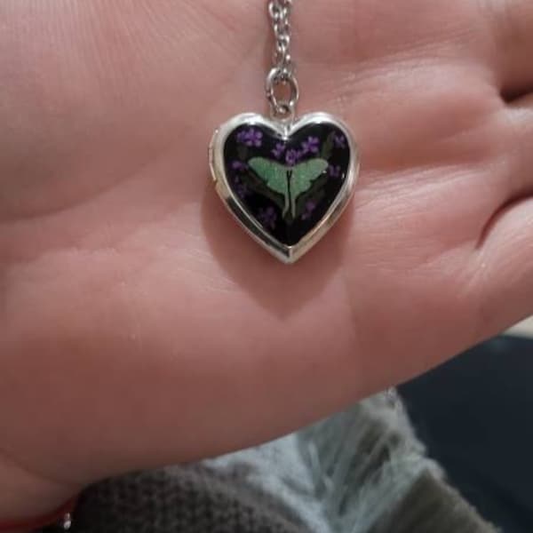 Small Purple Butterfly Locket - Etsy