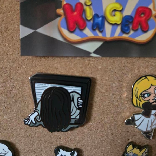 Sadako Enamel Pin - Etsy