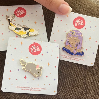 Running Chibi Chinchilla Enamel Pin - Etsy