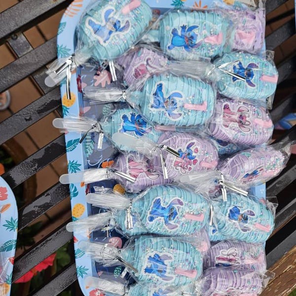 Stitch Cakesicles: Lilo & Stitch Chocolate Candy Treats (12pcs - Etsy