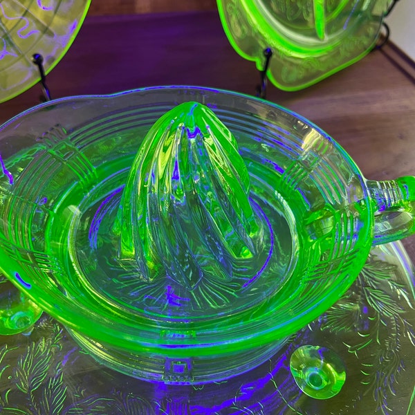 Antique Scroll Corner Shelf - Etsy