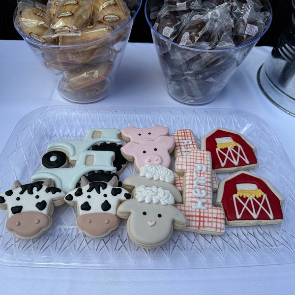 Barnyard Sugar Cookies, Farm Themed Cookies, Barnyard Birthday, Farm ...
