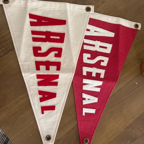 Arsenal Retro Football Pennant Flag: Handmade Canvas Wall Hanging - Etsy