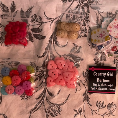 20, 40 or 80 Rainbow Buttons, Novelty Buttons, Round Buttons, Sewing ...