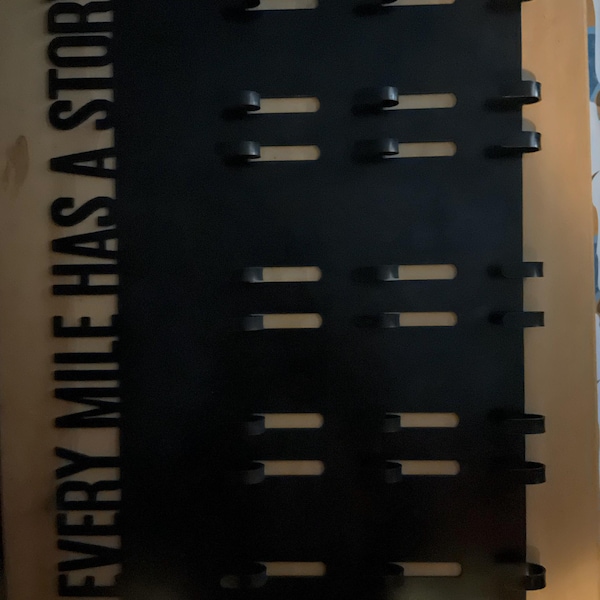 12 Belt Buckle Display Rack for Livestock and Rodeo Buckles: Perfect ...