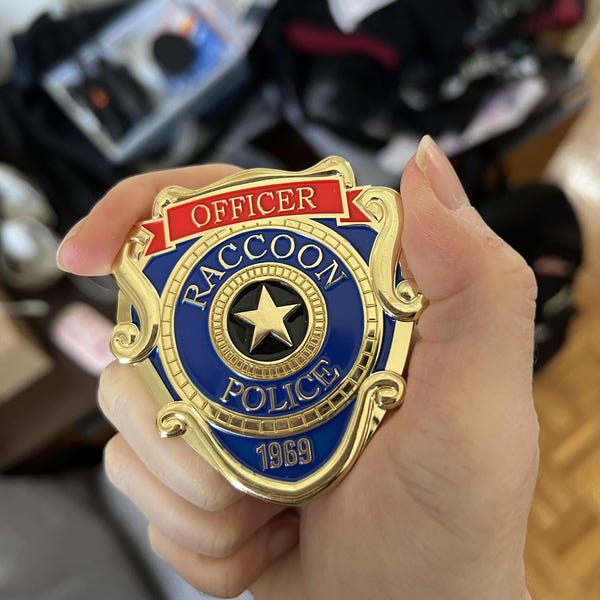 Raccoon City R.P.D. Red Banner Metal Costume/cosplay Badge (66mm X 63mm ...