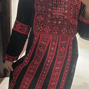 Tmen Thobe Gumbaz Kumbaz Palestinian Dabke Zaffa Wedding Dance With ...