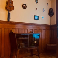 Flynn Vinyl Console - Etsy