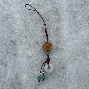 Phone Charm Wood Floral Phone Chain Bookmark White Jade Peace Buckle ...