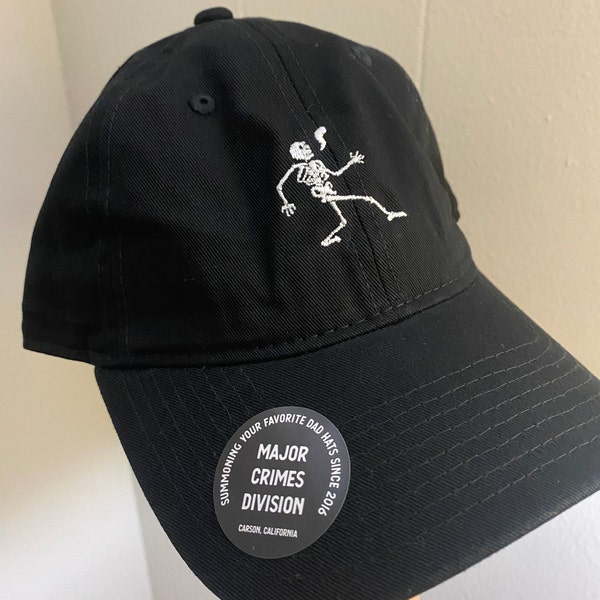 Retro Sneaking Skeleton - Etsy