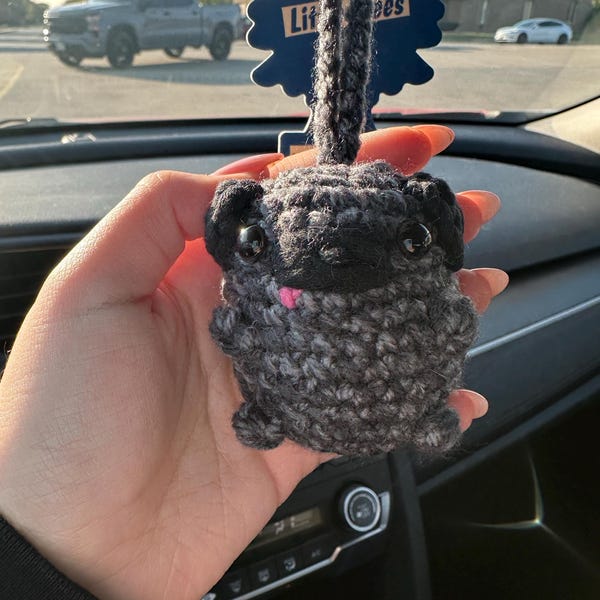 Crochet Black Pug Keychain nibbler - Etsy