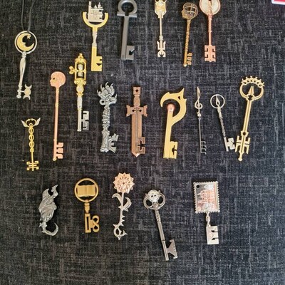 Locke & Key Shadow Key - Etsy