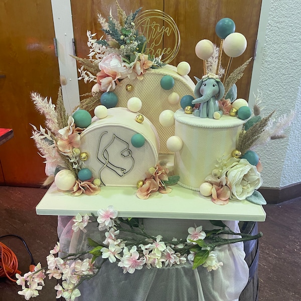 Hoop Dried Flowers Cake Topper - Sage| Beige Dried Flowers Cake Topper ...
