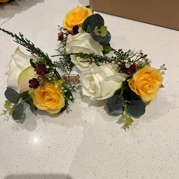 Rustic Inspired Wedding Table/registrar Arrangement in Ivory and Sage ...