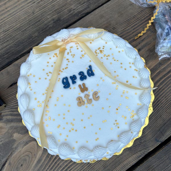 CUSTOM EDIBLE LETTERS - Fondant Letters - Cake Letters - Cake Topper ...