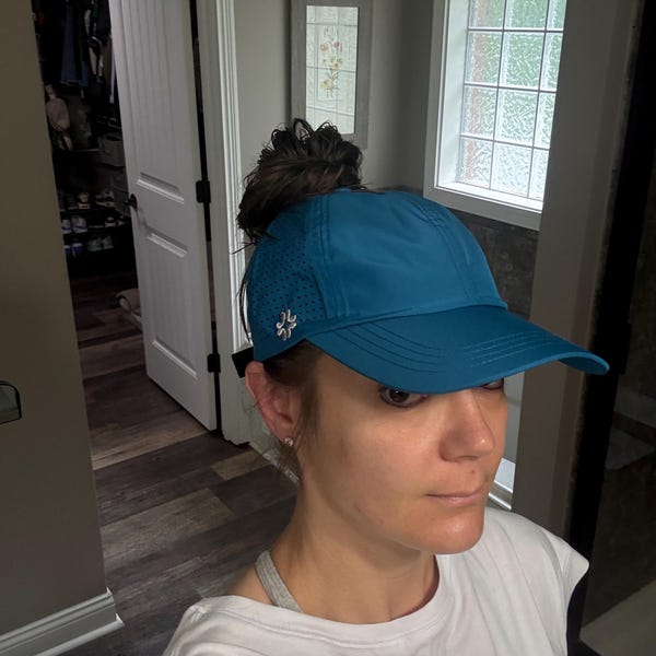 WHITE High Ponytail Cap - UPF50 - X-boyfriend - Women Baseball Cap ...