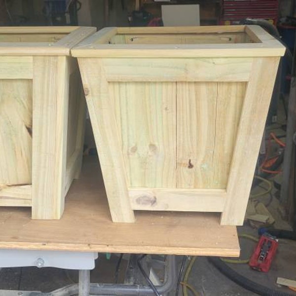 Three Picket Box Planter Plans, Fence Picket Planter Plans, Garden ...