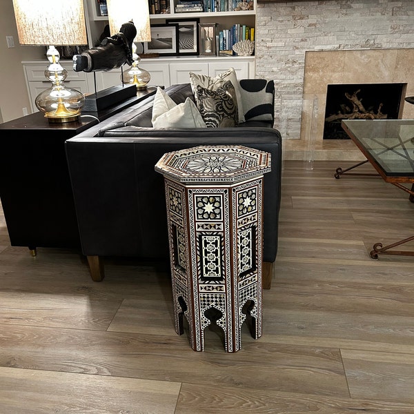 Coffee Side Table With Exquisite Mother of Pearl Inlay / Wooden Round ...