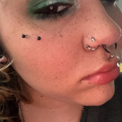 Silver Spikes Nose Ring Twisted Spiral Hoop Spike Ends Pointed Screw on ...