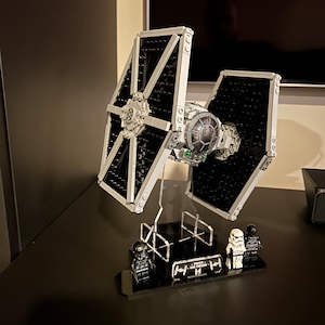 Acrylic Display Stand for Back to the Future Time Machine Set 10300 ...