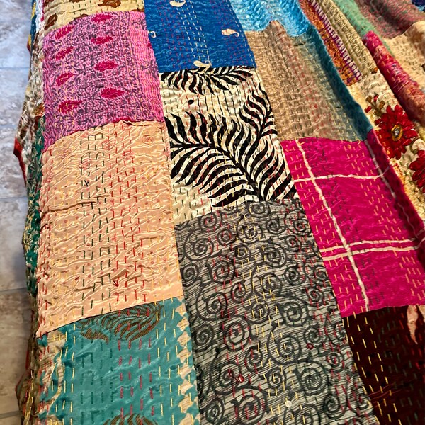 Bohemian Patchwork Quilt Kantha Quilt Handmade Vintage Quilts Boho King ...