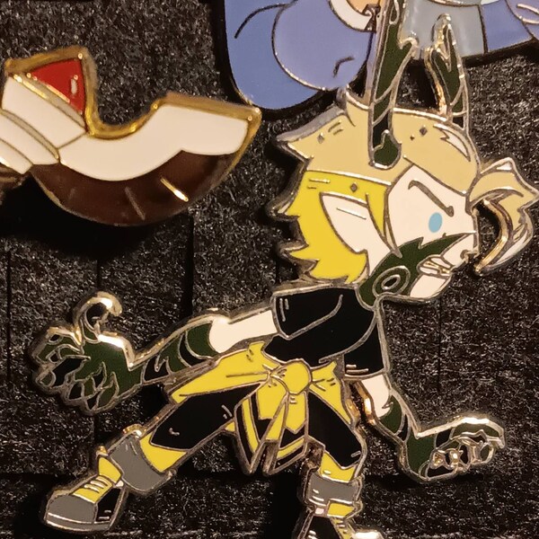 The Owl House Enamel Pin Possessed Hunter belos-hunter 2/5.08cm - Etsy